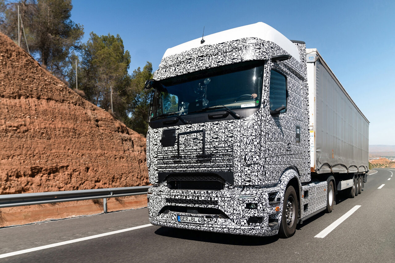 Daimler, Cummins, Paccar form new battery development unit for trucks ...
